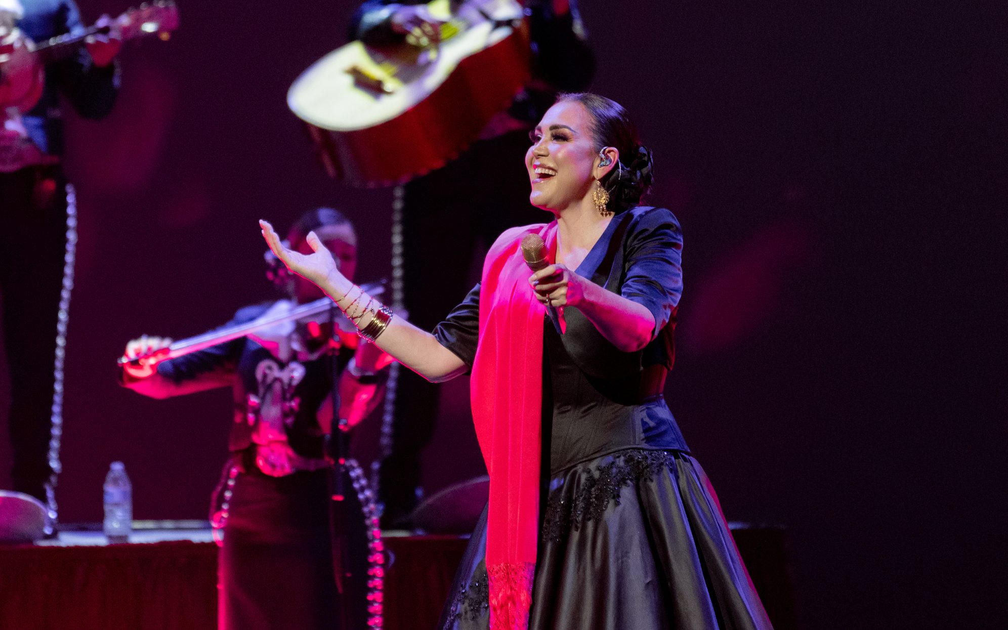 The Soraya | Aida Cuevas: Canta A Juan Gabriel